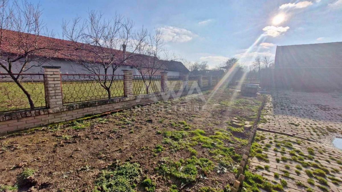 Apatin, Okolina, Svilojevo, Kuća, Prodaja, 191 m2, 35.000 € - Svilojevo ...