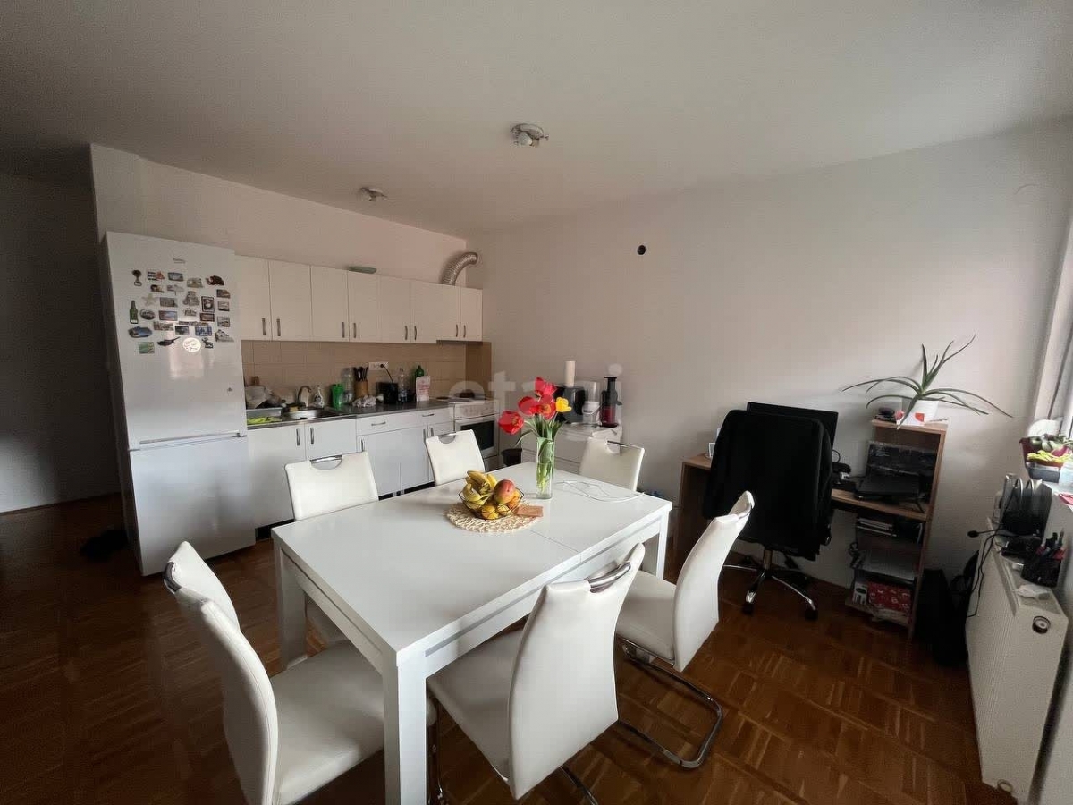 Beograd, Rakovica, Kneževac, Stan, Prodaja, , 140.000 € - Prodaja, Stan ...