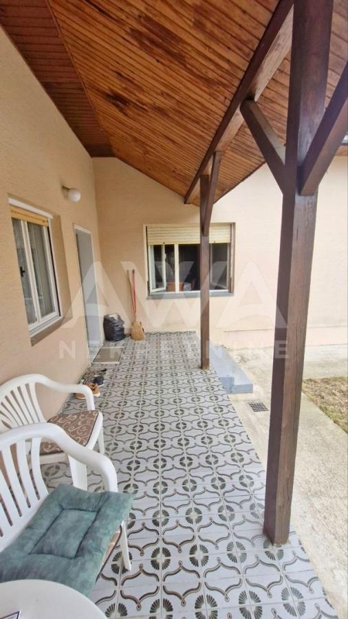 Odžaci, Okolina, Deronje, Kuća, Prodaja, 179 m2, 49.000 € - Deronje ...