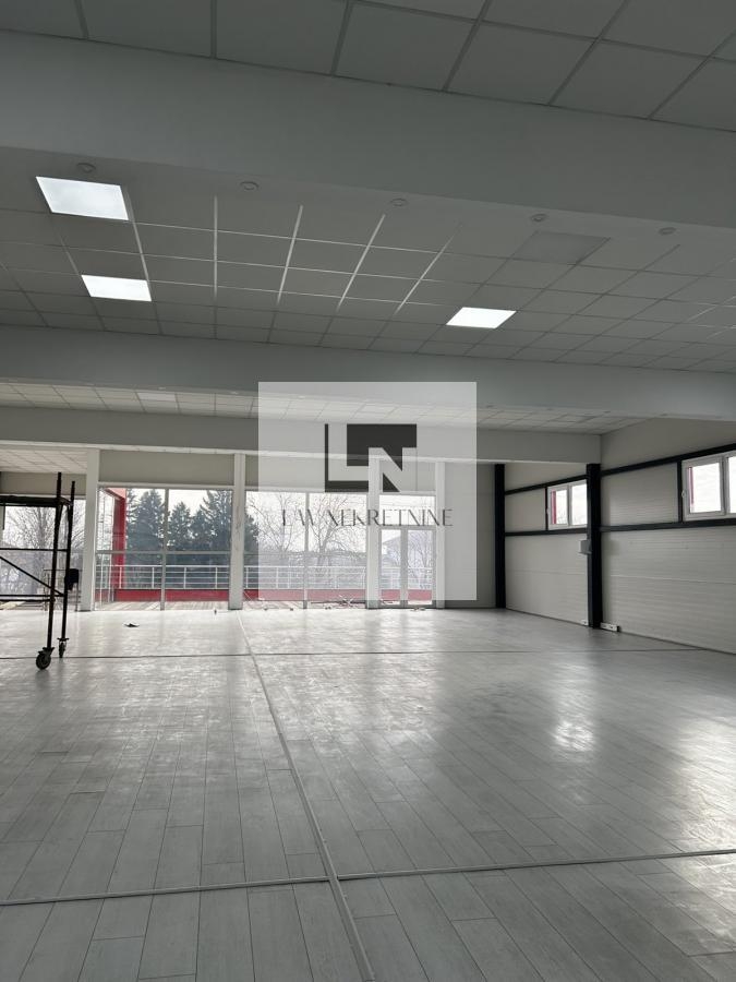Beograd, Surčin, Surčin (mesto), Lokal, Izdavanje, 610 m2, 3.900 ...