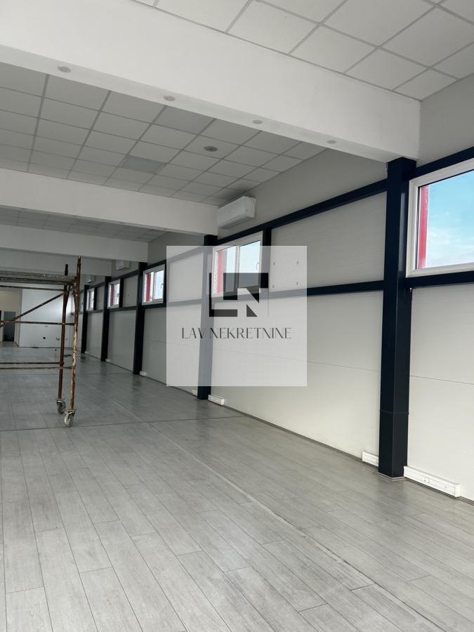 Beograd, Surčin, Surčin (mesto), Lokal, Izdavanje, 610 m2, 3.900 ...