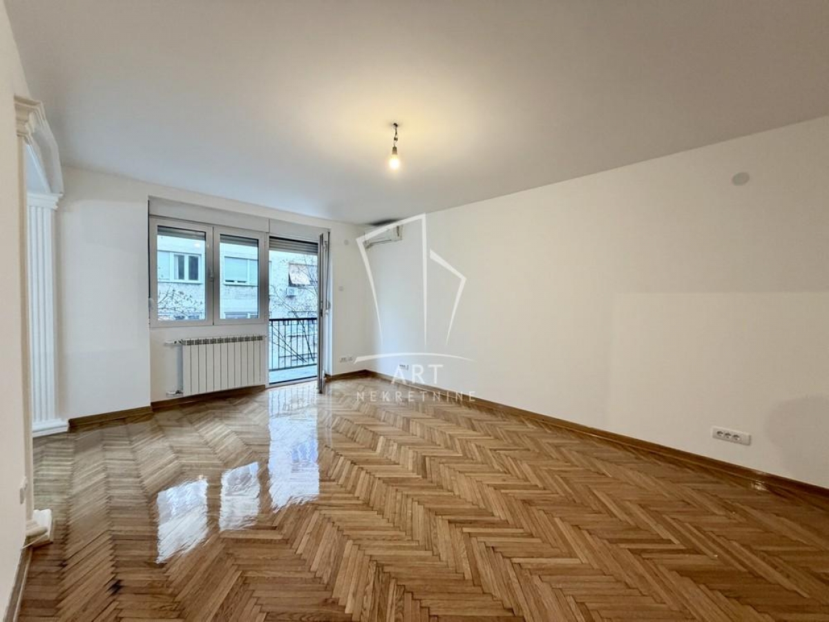 Beograd, Stari Grad, Studentski Trg, Poslovni prostor, Izdavanje, 55 m2 ...