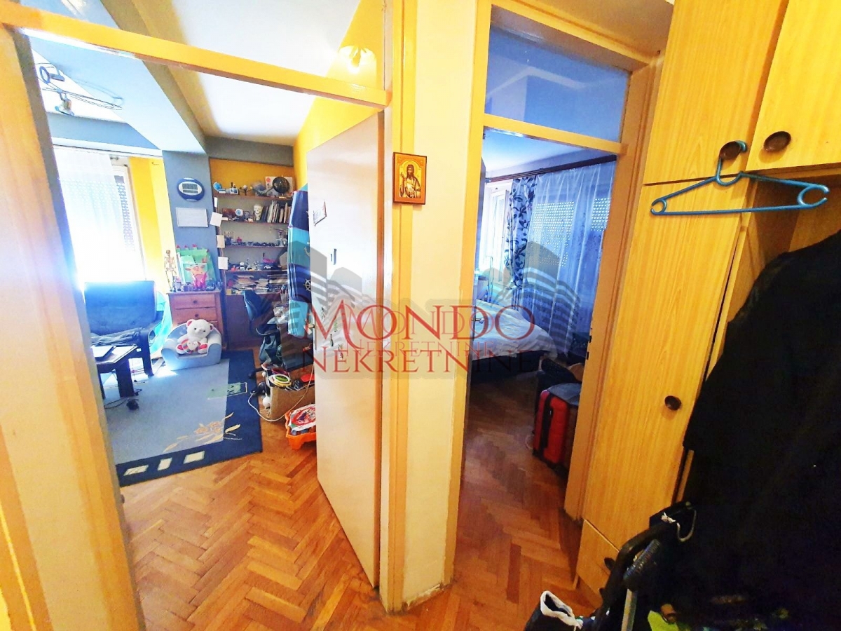 Niš, Centar, Stan, Prodaja, 80 m2, 150.000 € - Trosoban stan u centru ...