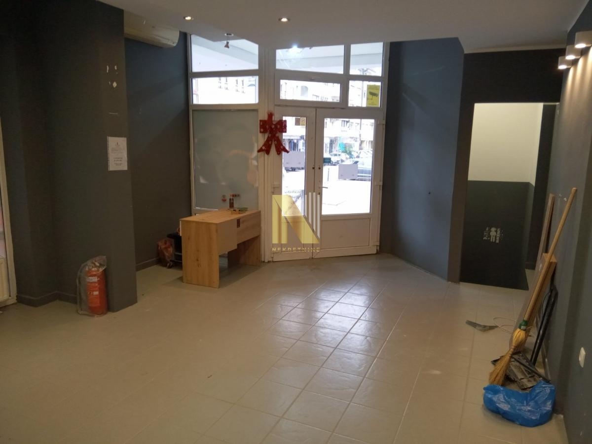 Novi Sad, Grbavica, Poslovni prostor, Izdavanje, 68 m2, 700 € - Lokal ...